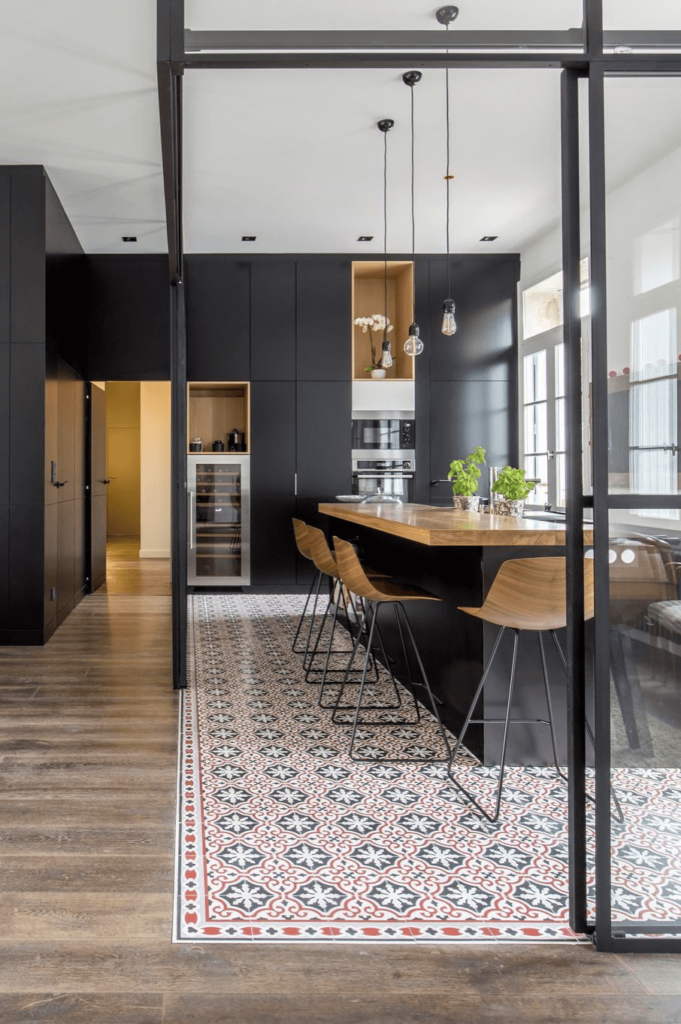 Kitchen Flooring Trends We’ll See in 2025 - Hackrea