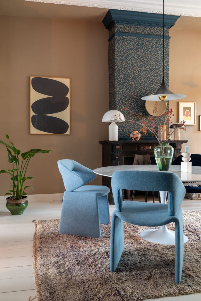 Modern Chairs and Armchairs: 2025 Trends - Hackrea