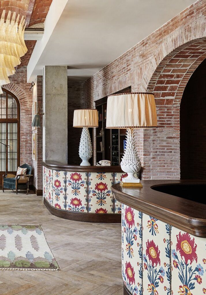 Hotel Design Trends 2025: Hospitality to the Next Level - Hackrea
