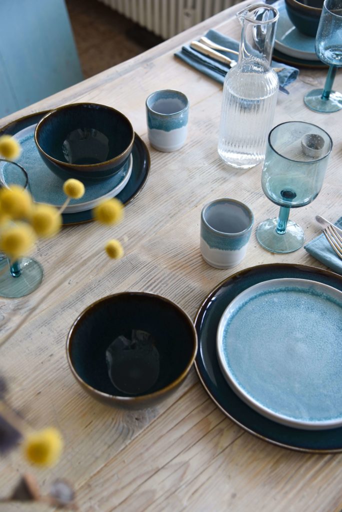 Tableware Trends 2025: Dine in Style - Hackrea