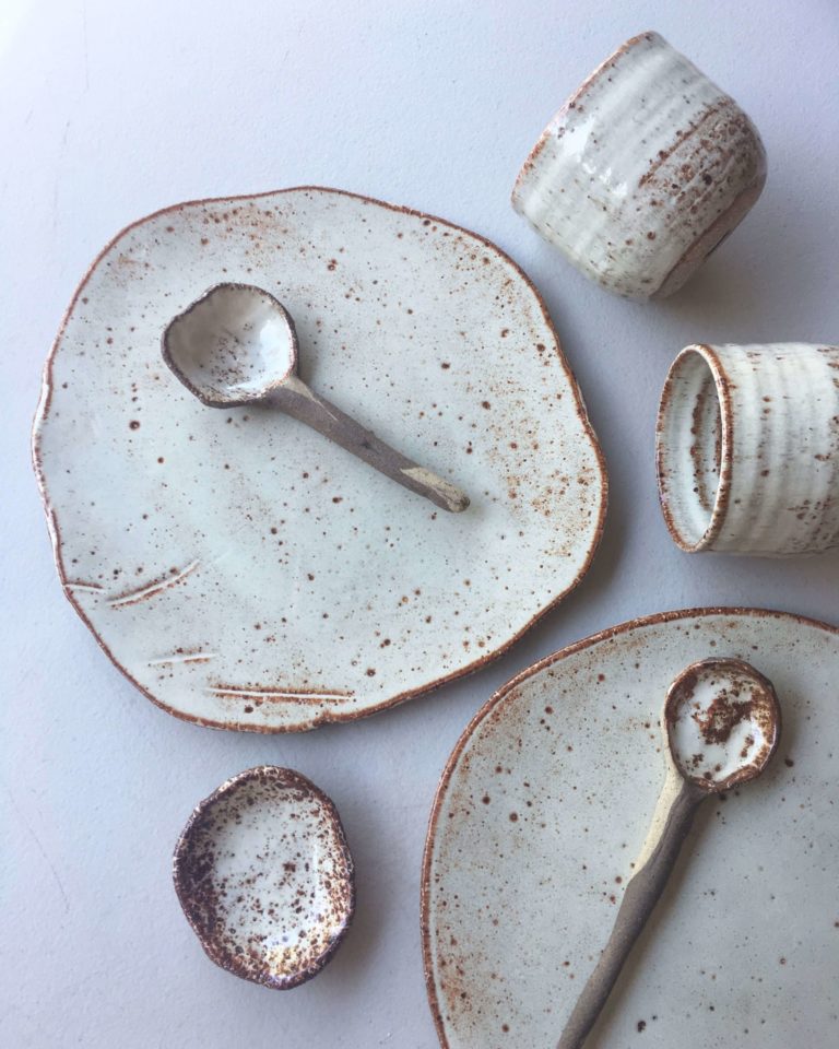 Tableware Trends 2025: Dine in Style - Hackrea