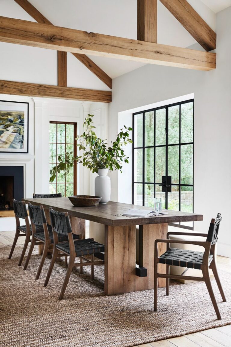 Modern Farmhouse Trends 2025 - Hackrea