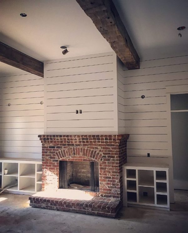 Shiplap fireplace: design ideas, styles, and DIY tips - Hackrea