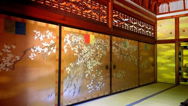 Japanese sliding doors (Shoji): patterns, materials, and modern design ...