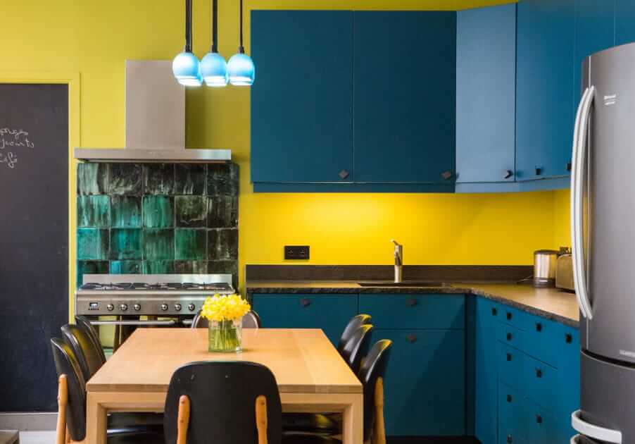 Blue and yellow kitchen: tips + 6 stylish ideas for inspiration - Hackrea