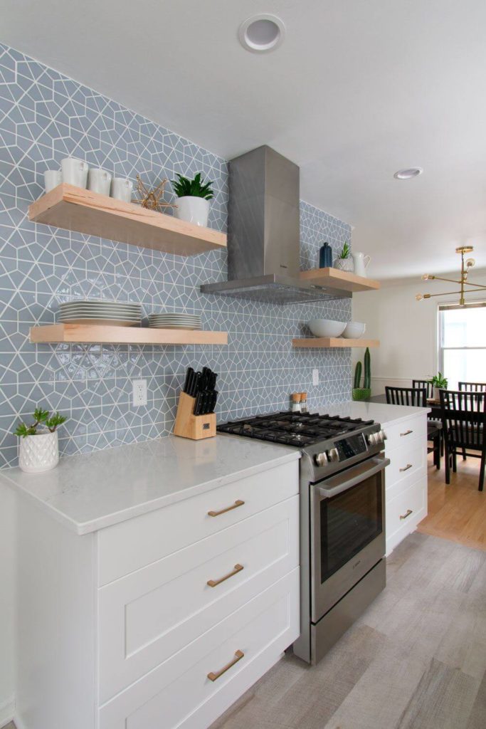 Small kitchen backsplash ideas: enhance the size and style of your ...