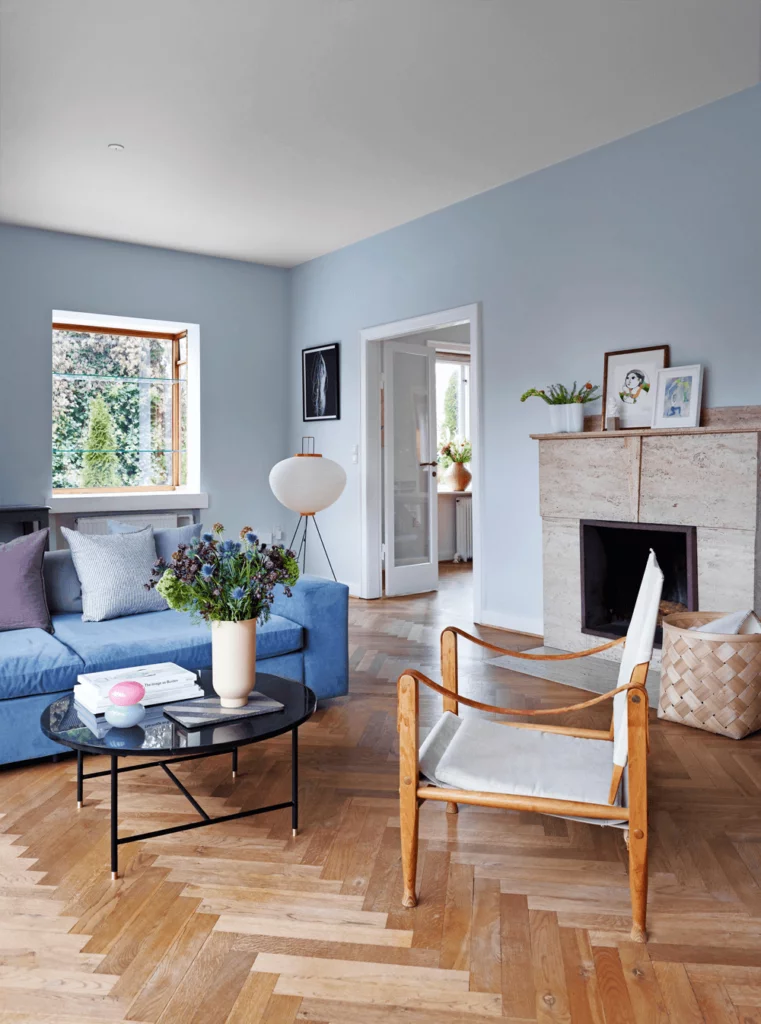Yarmouth Blue HC-150 (Benjamin Moore): what color is, review, and use ...