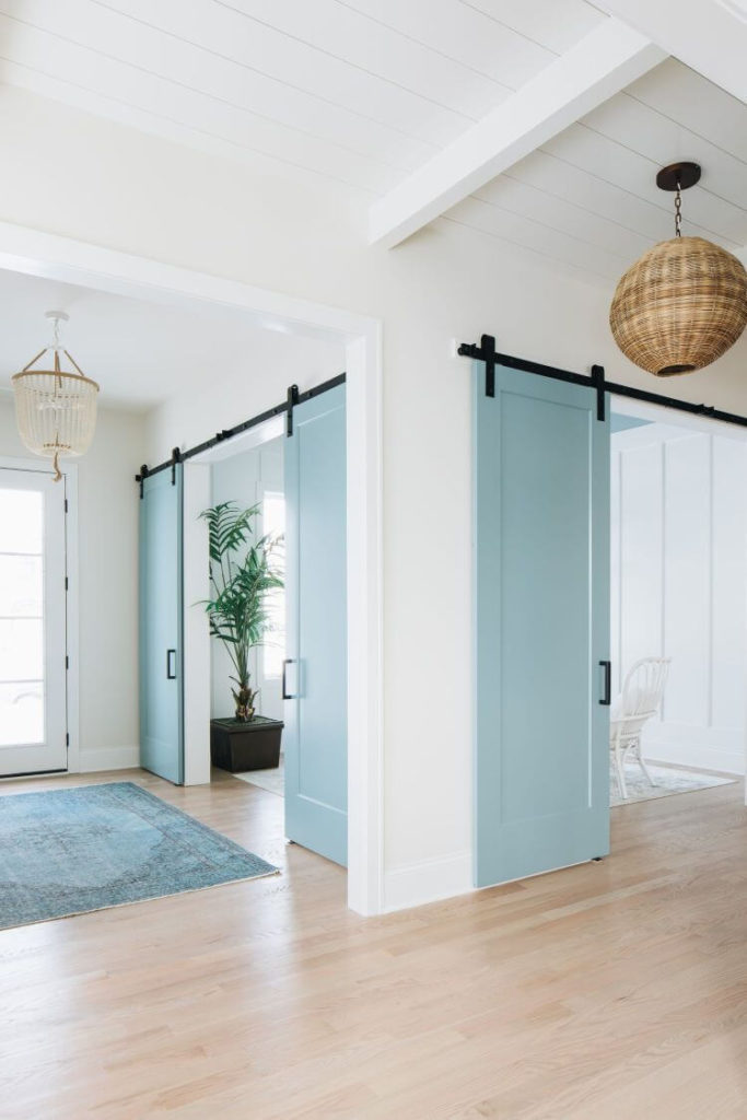 Yarmouth Blue HC-150 (Benjamin Moore): what color is, review, and use ...