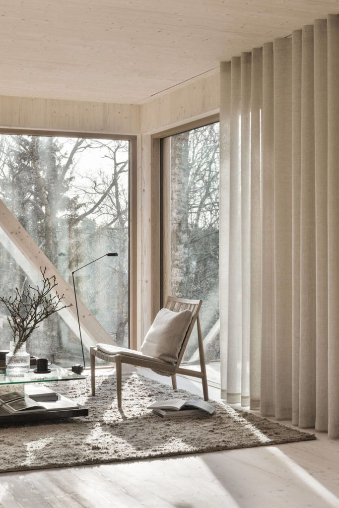 Stylish curtain ideas for wide windows: make the most of your window ...