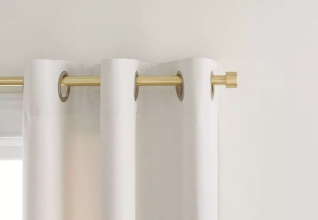 Striking gold curtain rod ideas: trendy materials, designs, and styles ...