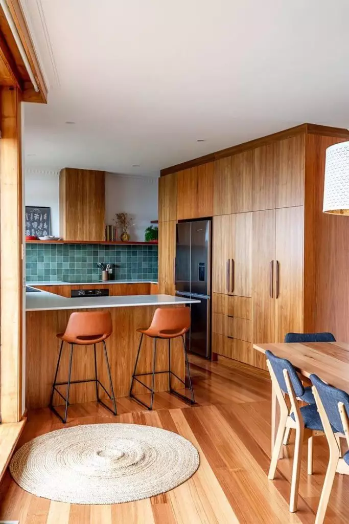 Lexicon Quarter (Dulux): What Color Is, Review, and Use - Hackrea