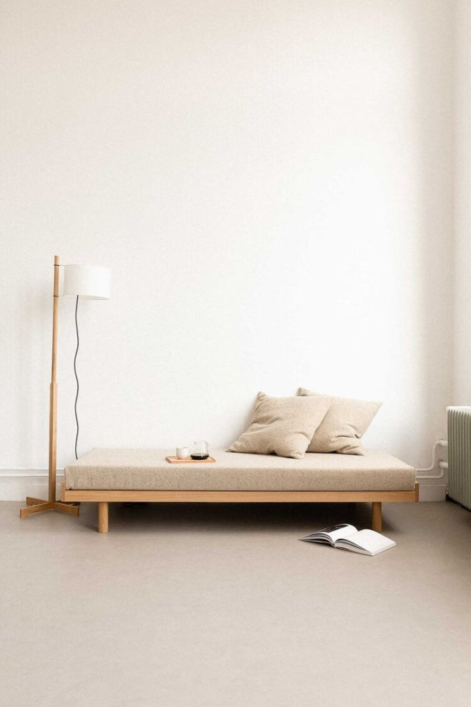Top 11 Daybed Ideas for Small Spaces - Hackrea