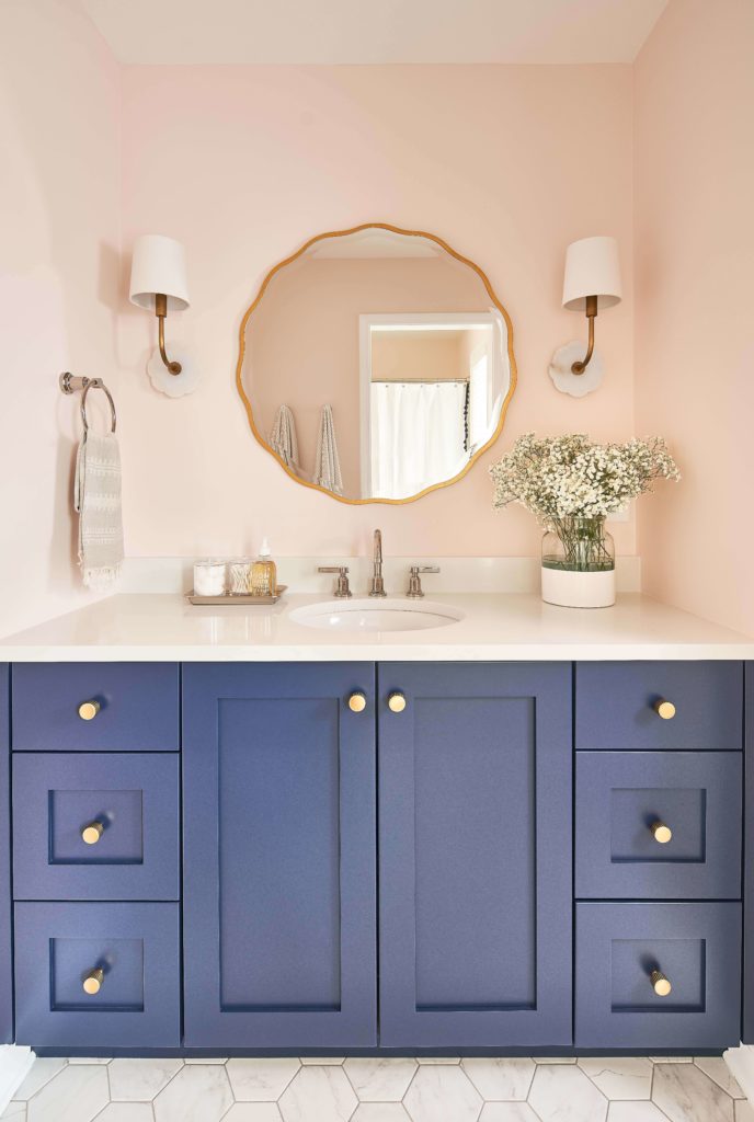12 Charming Blue Vanity Bathroom Ideas - Hackrea