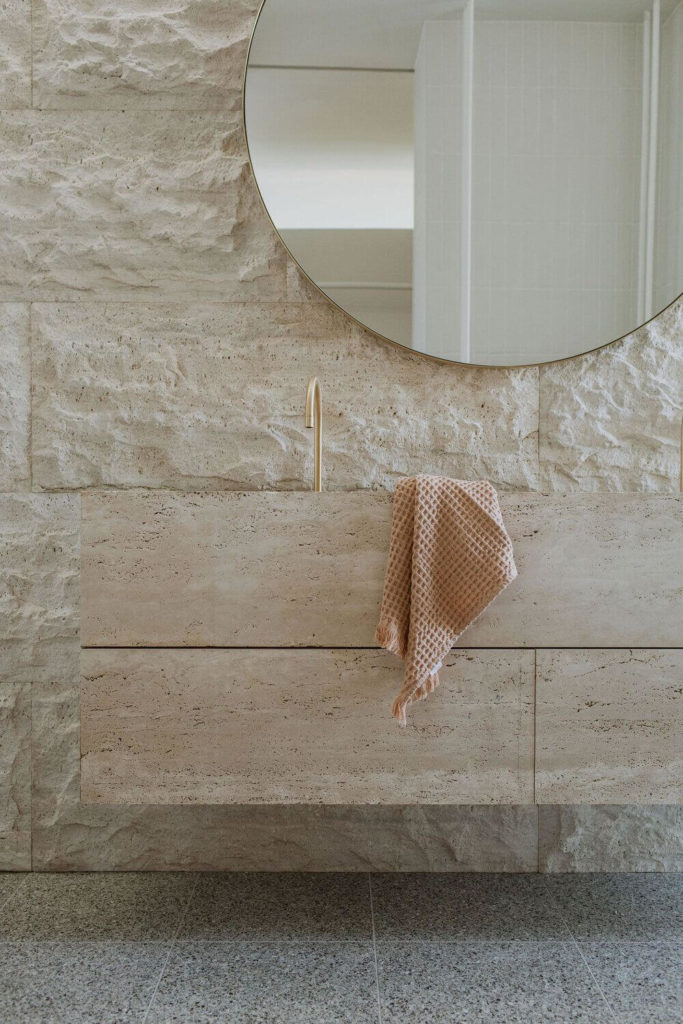 12 Best Backsplash Ideas for the Bathroom Vanity - Hackrea