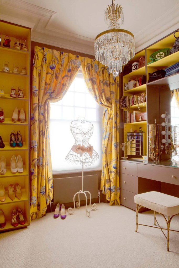 Top 14 Master Bedroom Walk-In Closet Ideas to Try in 2025 - Hackrea