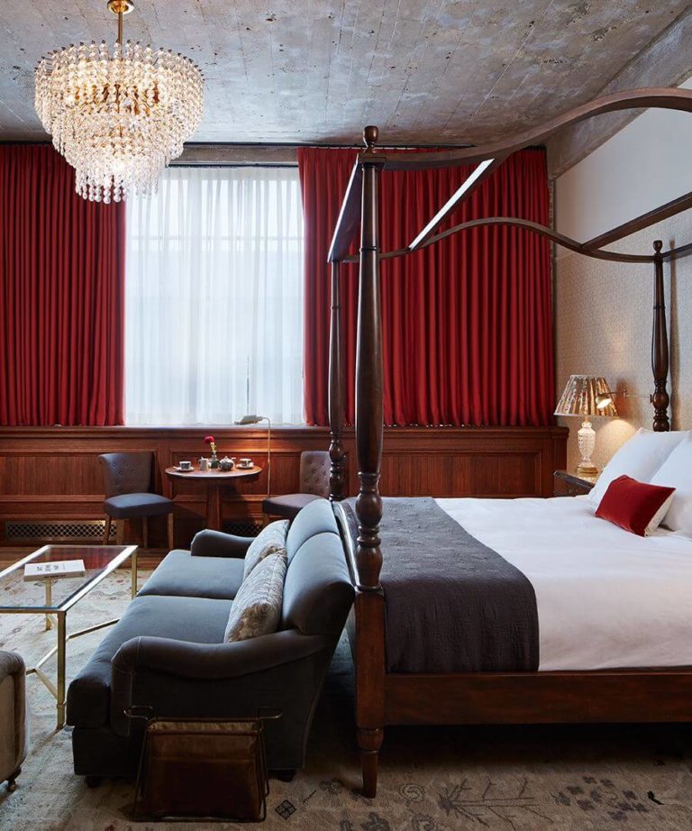 Top 11 Trendiest Red Curtain Ideas in 2025 - Hackrea
