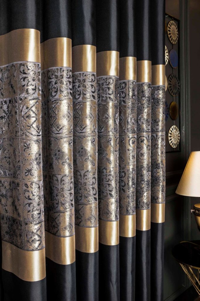 Gold Curtain Ideas Selected by Designers for Your Home - Hackrea