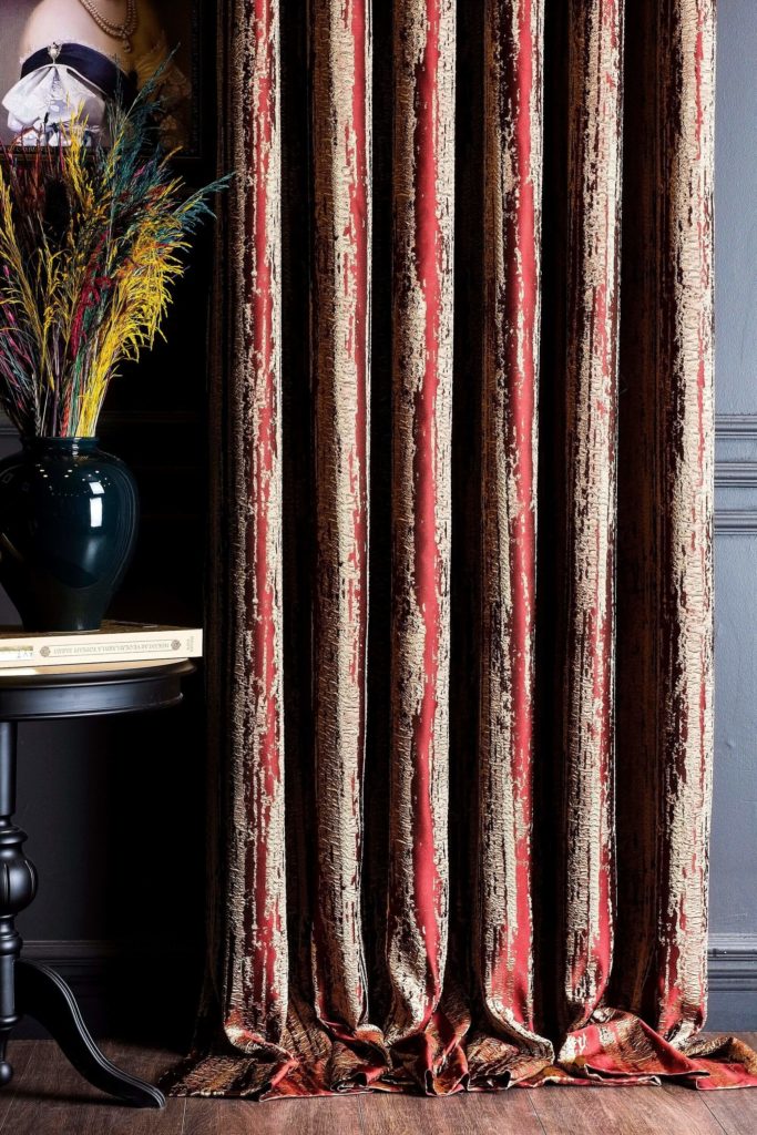 Top 11 Trendiest Red Curtain Ideas in 2025 - Hackrea