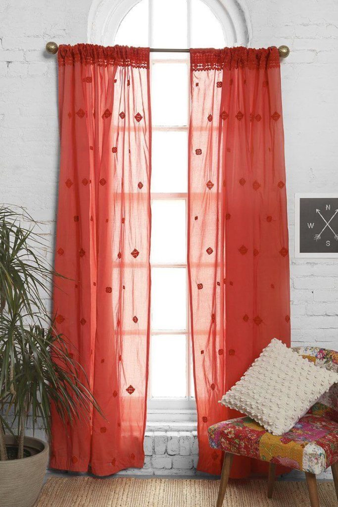 Top 11 Trendiest Red Curtain Ideas in 2025 - Hackrea