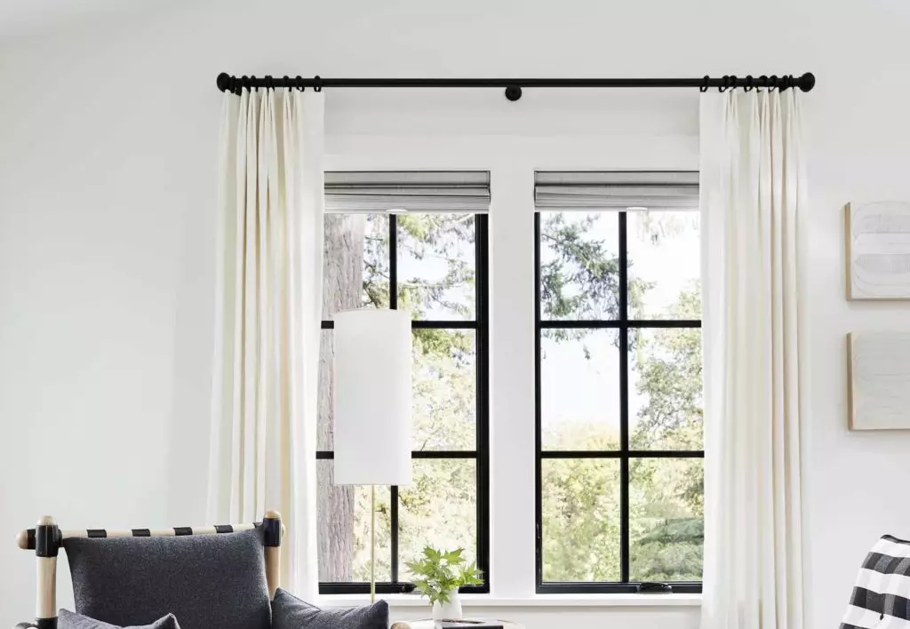 How to Decorate with Black Curtain Rods: Tips and Design Ideas - Hackrea