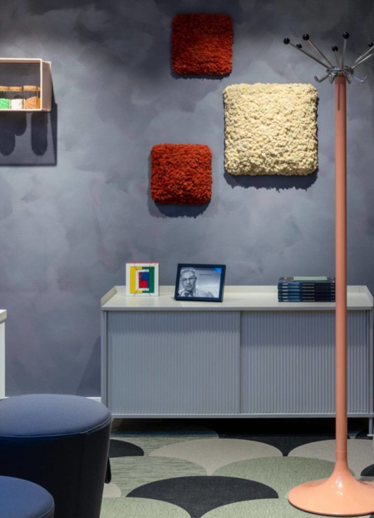 11 Moss Wall Art Ideas for an Eco Statement in Your Home - Hackrea