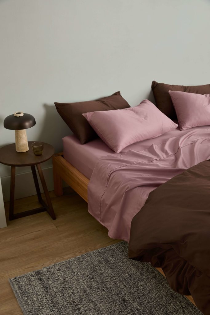 Top 11 Bedding Trends for 2025: Fabrics, Colors, Themes - Hackrea
