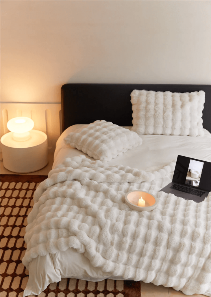 Top 11 Bedding Trends for 2025: Fabrics, Colors, Themes - Hackrea