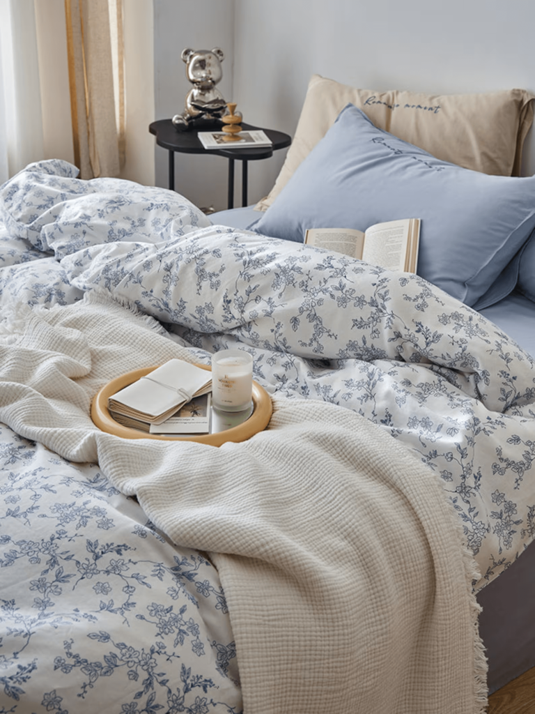 Top 11 Bedding Trends for 2025: Fabrics, Colors, Themes - Hackrea