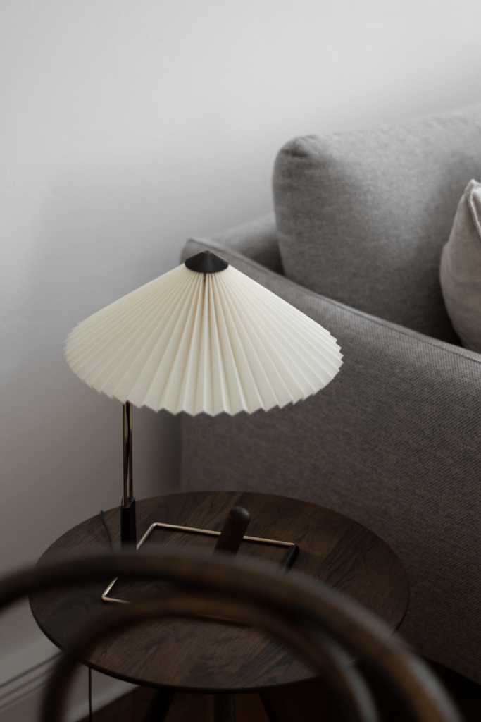 Table Lamp Trends You’ll Want to Try in 2025 - Hackrea