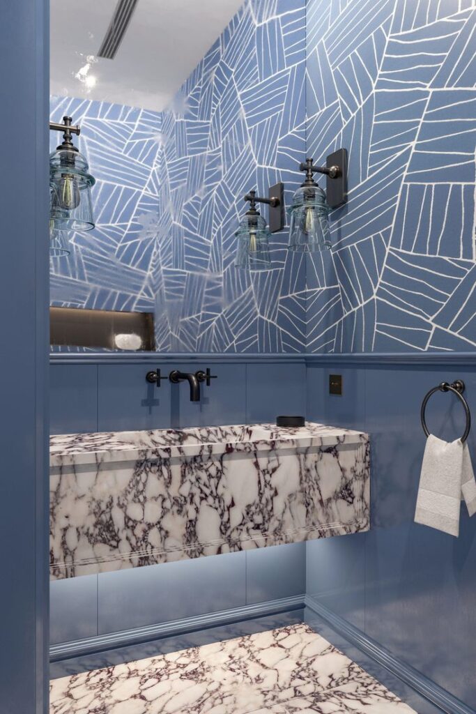Blue Nova 825 (Benjamin Moore): What Color Is, Review, and Use - Hackrea