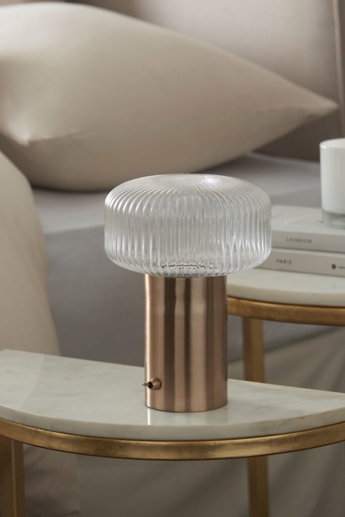 Table Lamp Trends You’ll Want to Try in 2025 - Hackrea