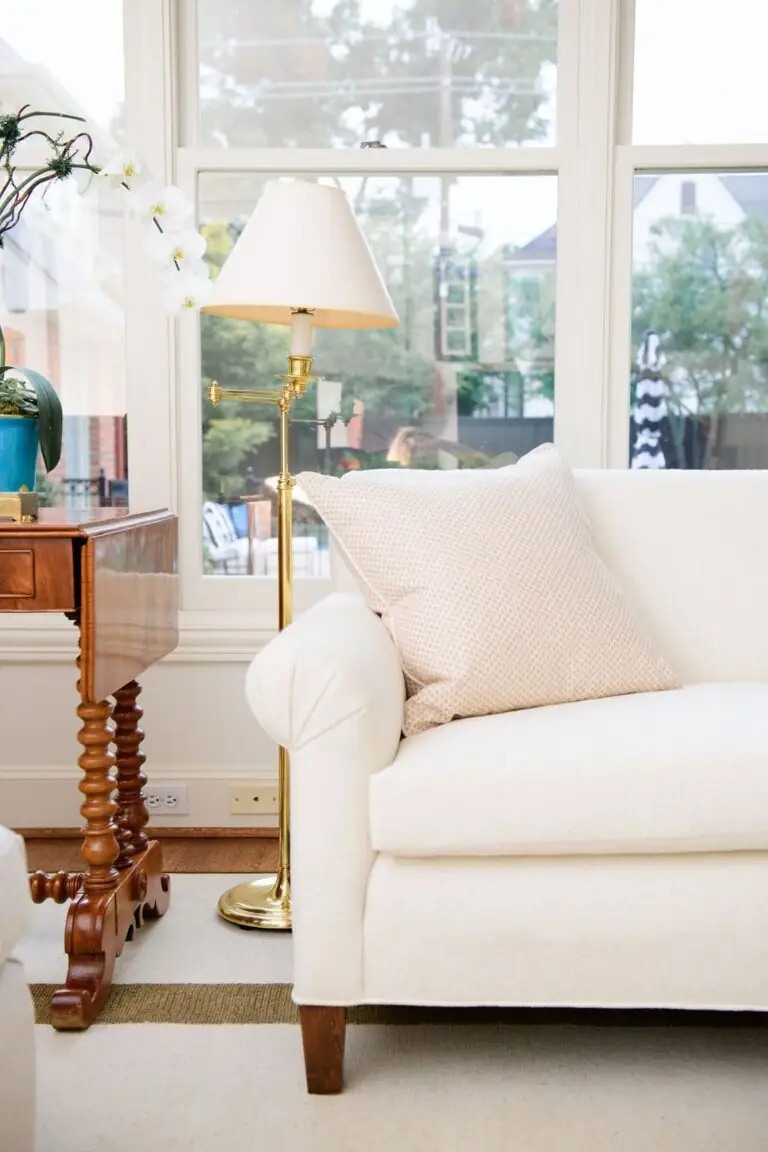 Couch Fabric That Doesn’t Stain: Top 8 Options - Hackrea