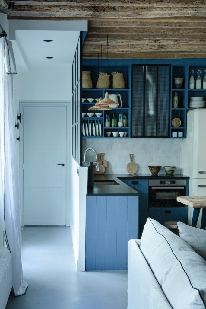 Polar Sky 1674 (Benjamin Moore): What Color Is, Review, and Use - Hackrea