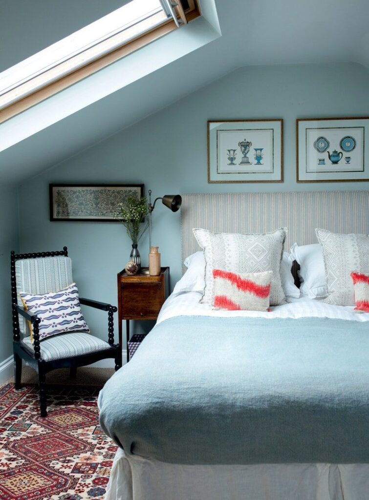 Polar Sky 1674 (Benjamin Moore): What Color Is, Review, and Use - Hackrea