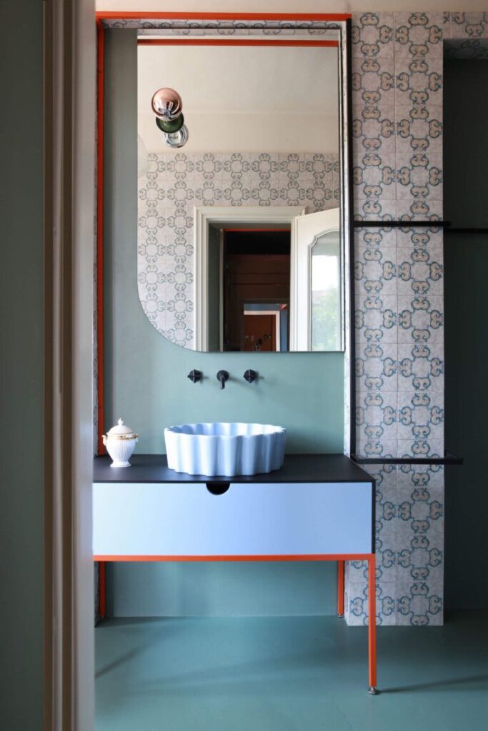 Polar Sky 1674 (Benjamin Moore): What Color Is, Review, and Use - Hackrea