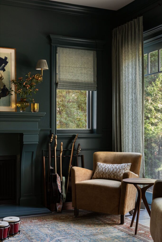 Regent Green 2136-20 (Benjamin Moore): What Color Is, Review, and Use ...