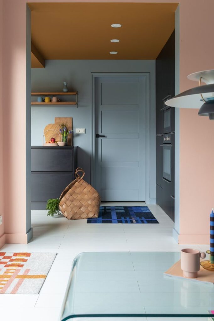 Polar Sky 1674 (Benjamin Moore): What Color Is, Review, and Use - Hackrea