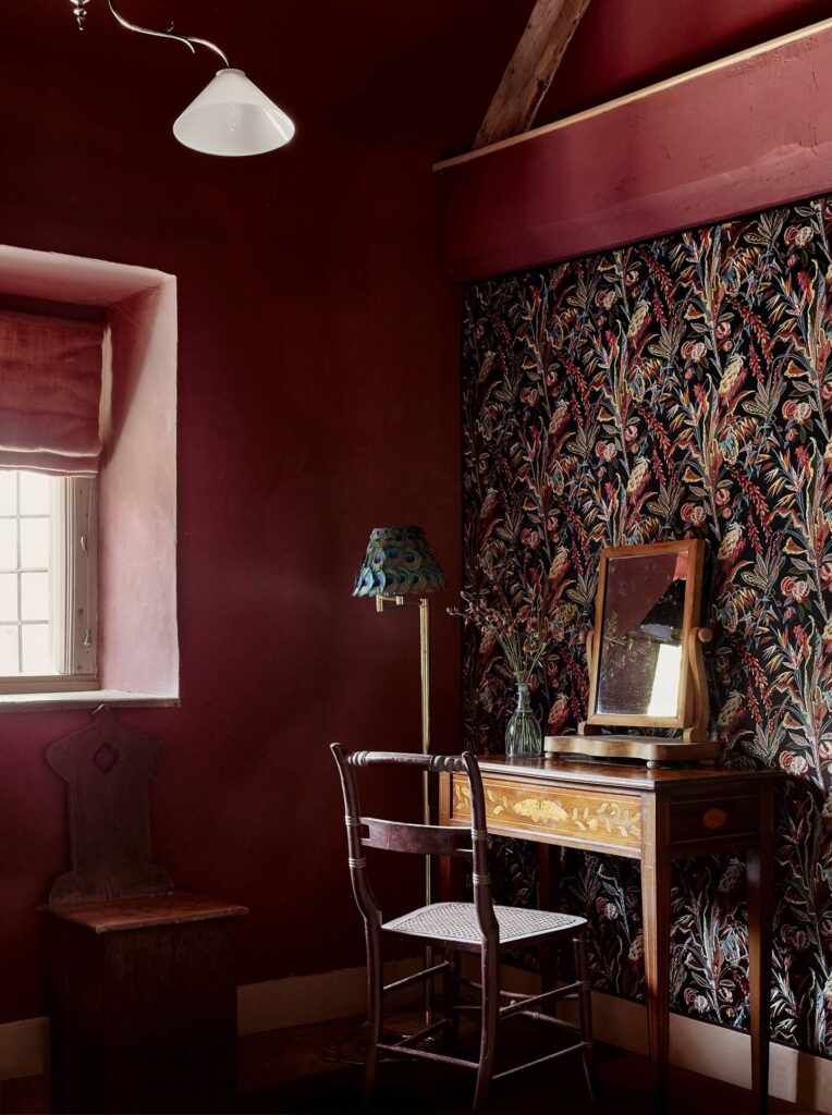 Carmen (Dulux): What Color Is, Review, and Use - Hackrea